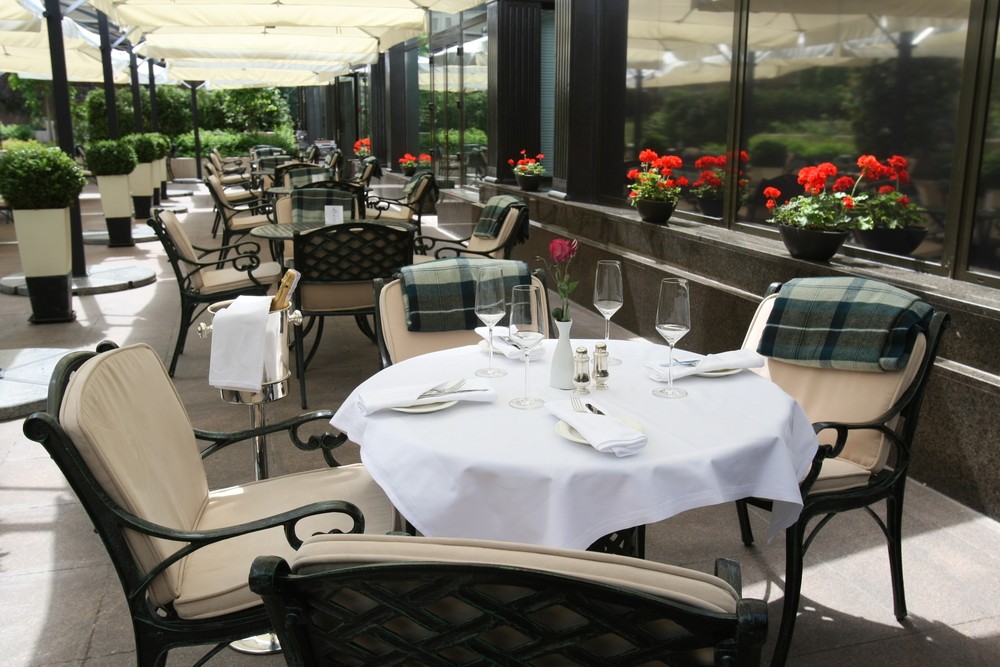 Chez Calie La Luciole : Restaurant à Villaines-sous-Lucé